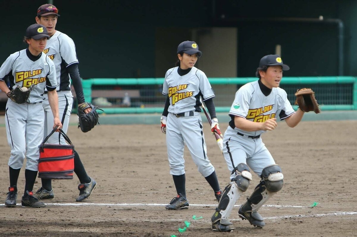 片岡安祐美「24歳で監督に」欽ちゃんとの会話で気づかされた“新しい仕事”との向き合い方｜CHANTO WEB