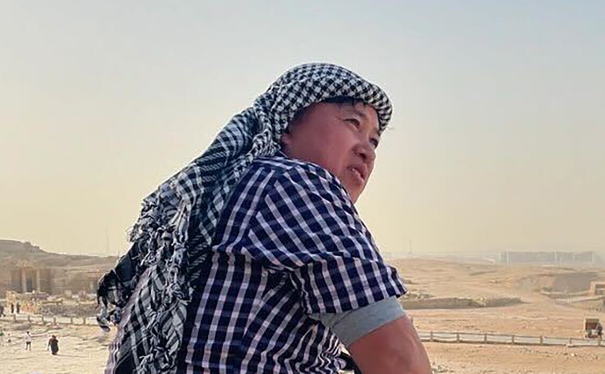 スギちゃん「原付おばちゃんに自宅に来ない？と誘われて」23か国通訳なし『迷宮グルメ』ロケの思い出は｜CHANTO WEB