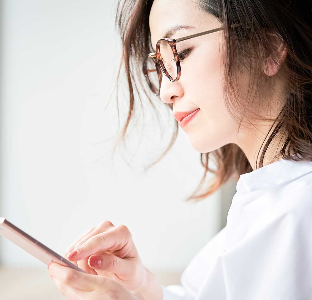 職場の上司からLINEスタンプだけ返ってきた…「どの返しが正解なの!?」｜CHANTO WEB